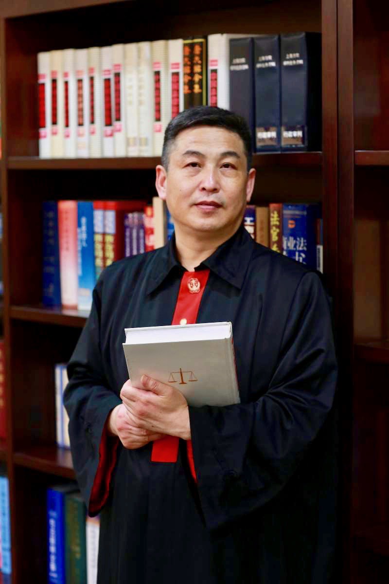 Temple Graduate, Chinese Judge Wang Fei (LLM ‘03), Translates Contracts ...